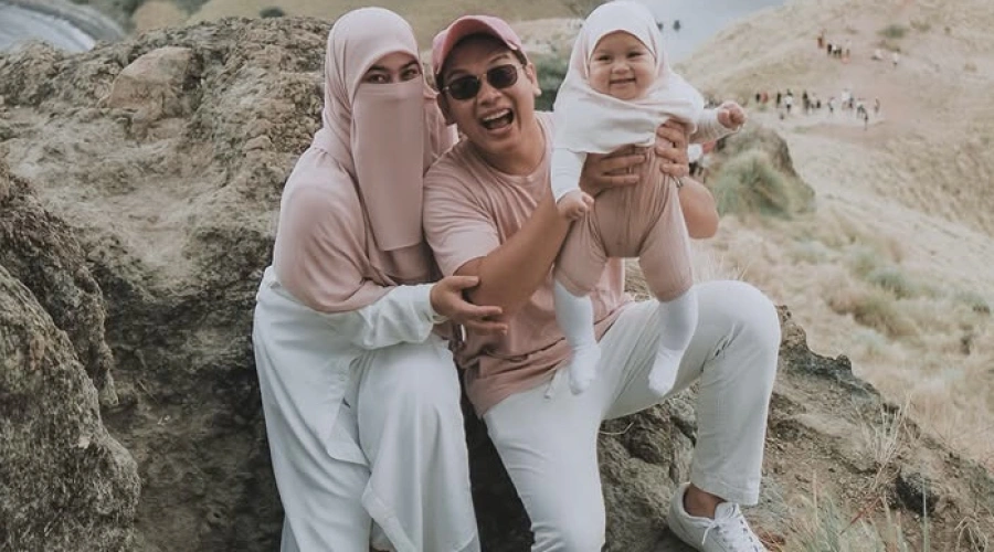 Namanya Terseret Perselingkuhan Inara Rusli dan Insanul Fahmi, Siapa ...