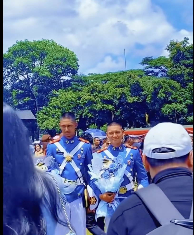 Mesranya Aira Yudhoyono dan Rizky Bantayan di Wisuda Wisuda Jurit TNI dan Akpol