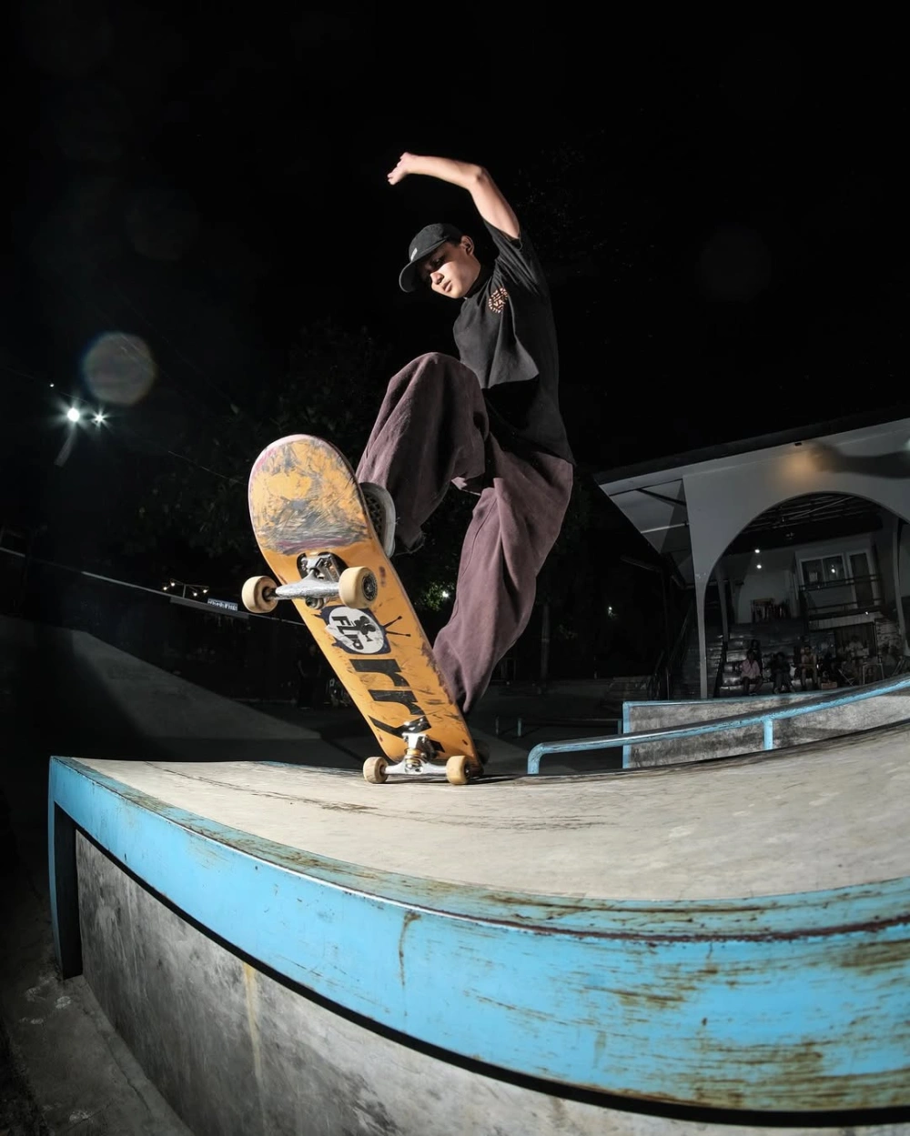 Biodata dan Agama Basral Graito, Dulu Modal Papan 5 Ribu, Kini Sabet ...