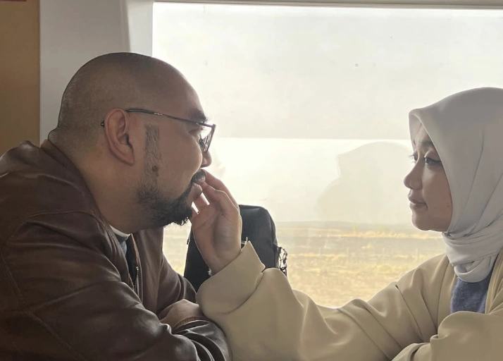 Biodata Dan Agama Ayu Dyah Andari Istri Muliandy Nasution Bos Garuda