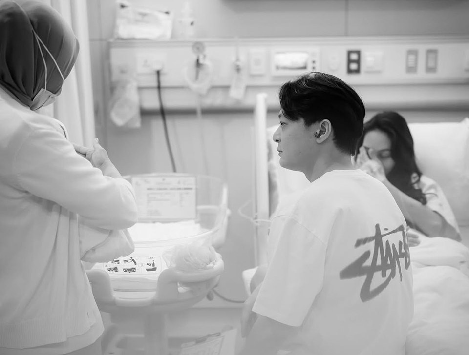 Tak Ada Embel-embel DJ Panda, Ini Makna Nama Andrew Raxy Neil, Anak ...