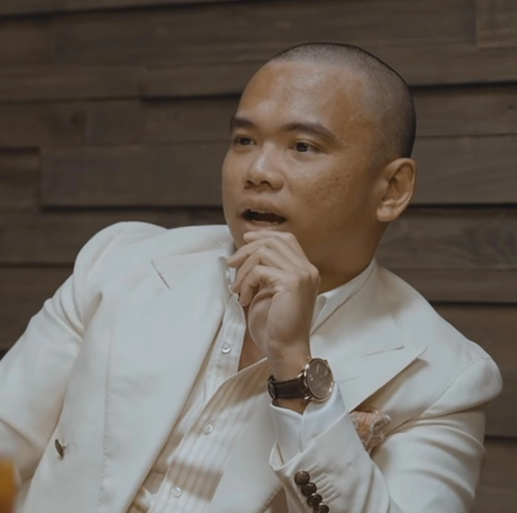 Profil Frank Alexander Hutapea, Anak Hotman Paris yang Jadi Tenaga Ahli ...