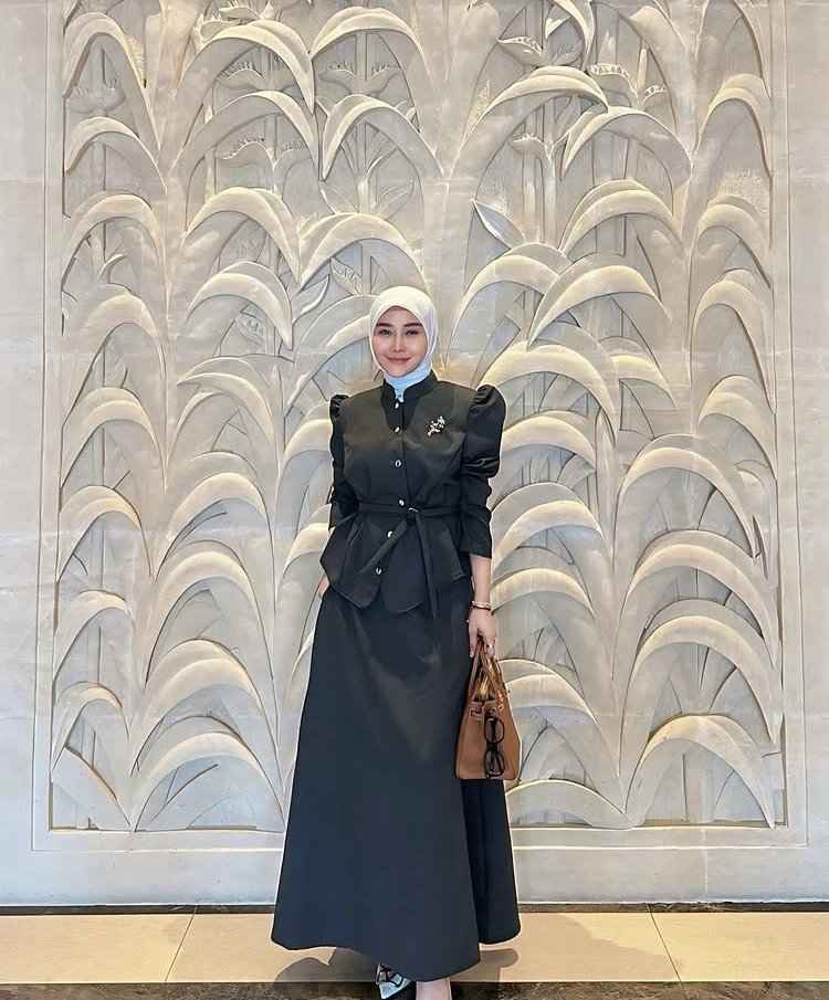 Biodata dan Agama Marissya Icha, Wanita yang Diminta Inara Rusli Jadi ...