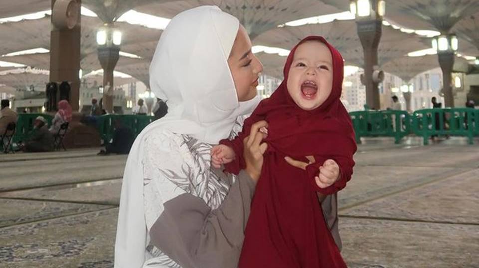 Jennifer Coppen Ngambek Netizen Tanyain Kamari Terus: Eneg Lo Liat Muka ...